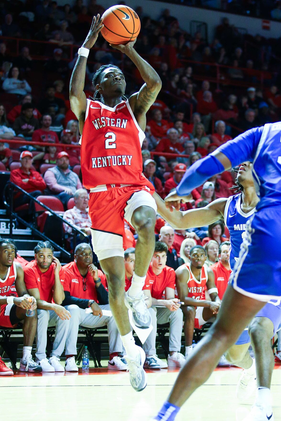 No time to waste: McHenry’s blistering second half helps Tops rout MTSU | Bowling Green Daily News