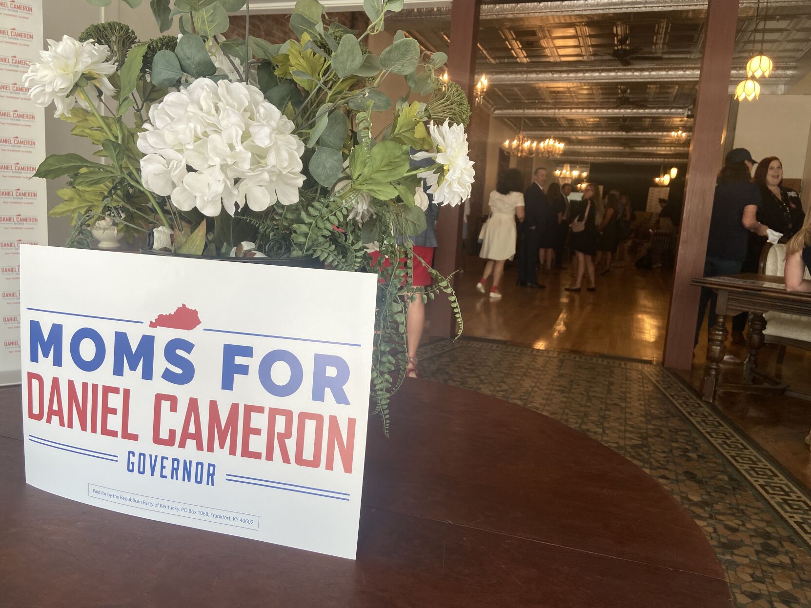 Makenze Cameron launches “Moms for Cameron” coalition | Bowling Green ...