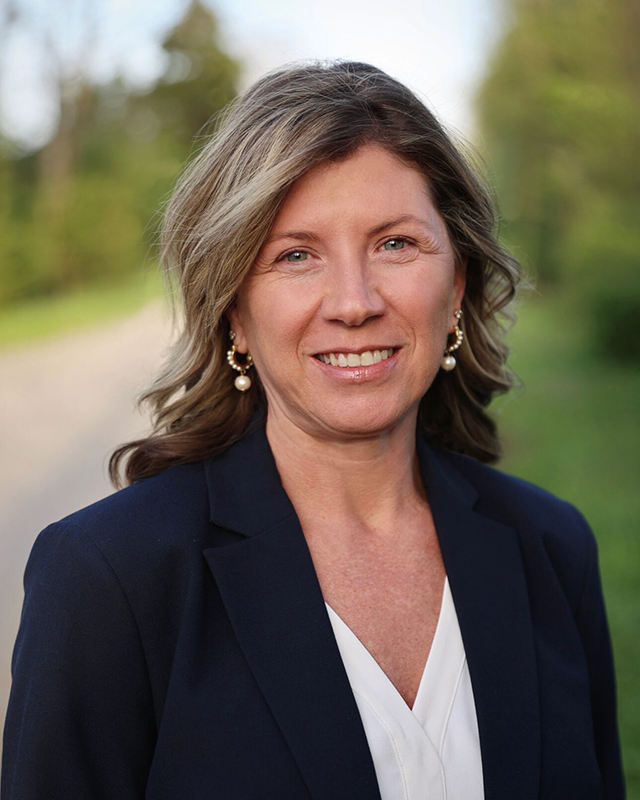 Angie Ford selected to serve as Parker-Bennett-Curry principal