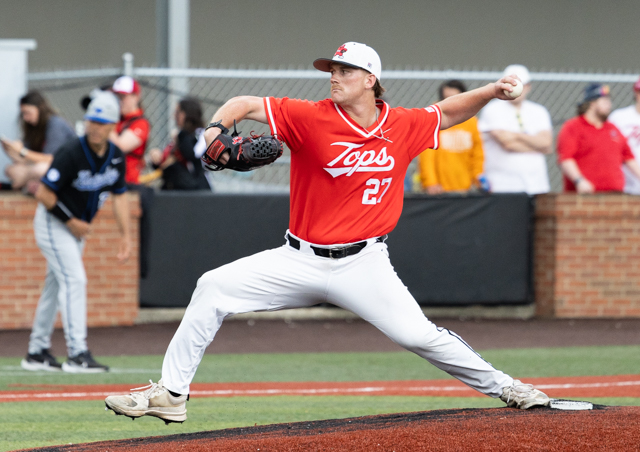 SLIDE SHOW: WKU earns first win over Kentucky since 2022 | Bowling ...