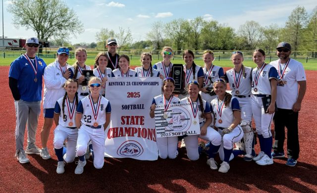 Lady Raiders claim Kentucky 2A softball crown | Bowling Green Daily News
