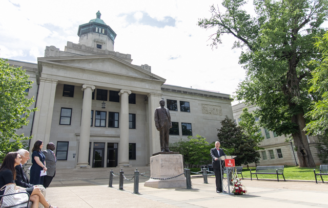 WKU regents approve tuition hike, renewed presidential contract — and a ...