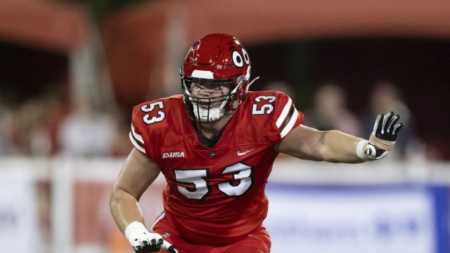 Tops’ Jackson nominated for 2025 Allstate AFCA Good Works Team | Bowling Green Daily News