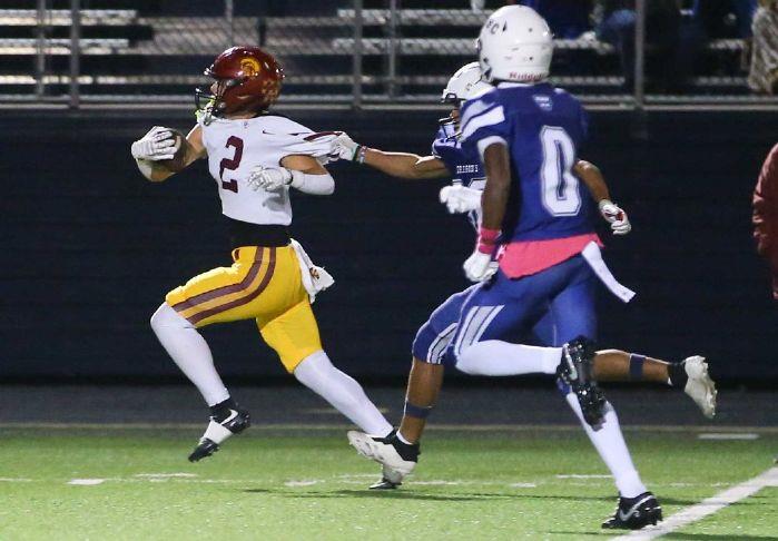 Trojans outlast Dragons 38-32 in see-saw battle | Bowling Green Daily News