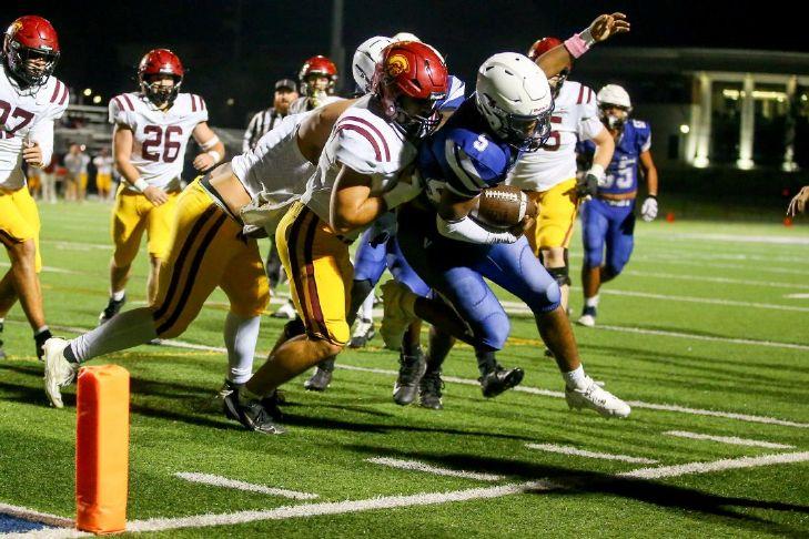 Trojans outlast Dragons 38-32 in see-saw battle | Bowling Green Daily News