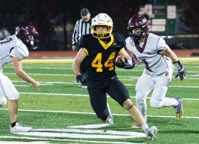 Gators find path through fog for playoff win | Bowling Green Daily News