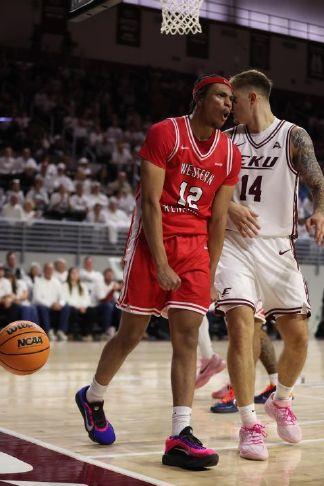 Boone helps Tops pull away late to beat EKU | Bowling Green Daily News