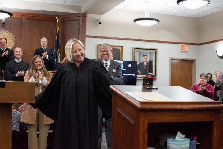 Simpson sworn in as family court judge | Bowling Green Daily News